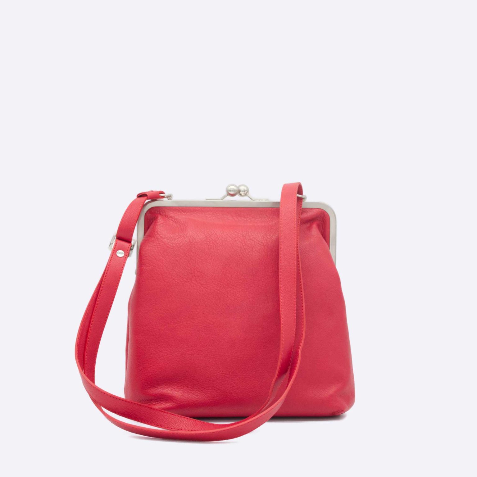 Volker Lang “Mata” bag ° Darwin's Daughter